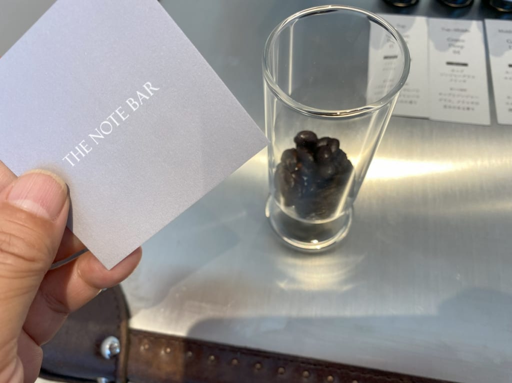 【目黒区】気分は調香師！天然香料だけで創るフルオーダーフレグランス専門店「THE NOTE BAR（ザ ノート バー）」で、自分だけの ...